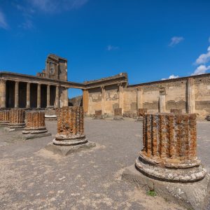 The Fullonica of Stephanus of Pompeii · See Pompeii