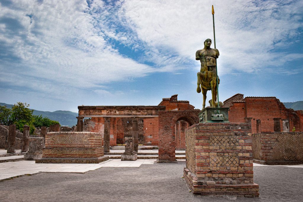 Pompeii and Vesuvius tour in one day · See Pompeii