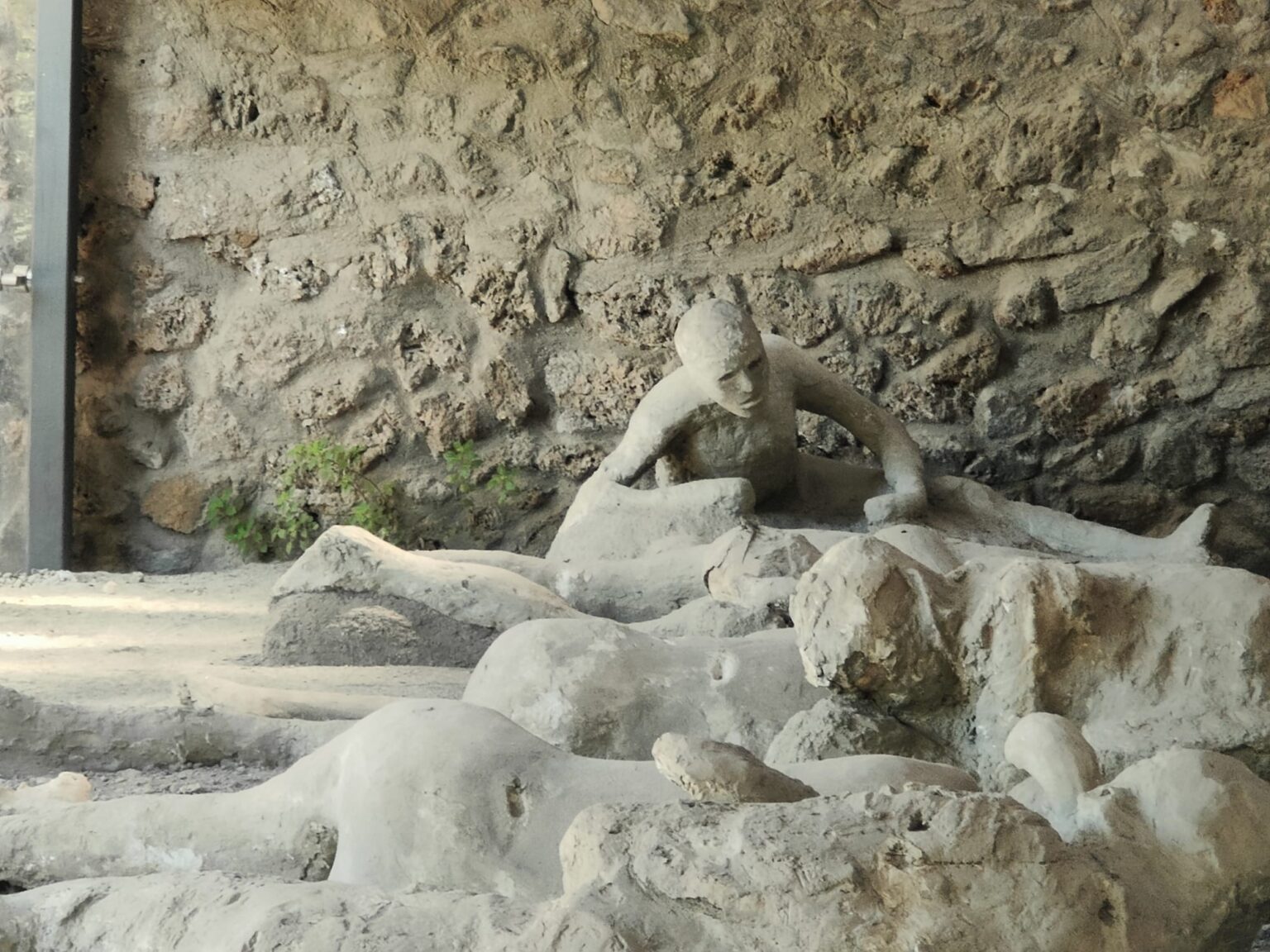 3 Unique Things You Can Only See at the Pompeii Ruins
