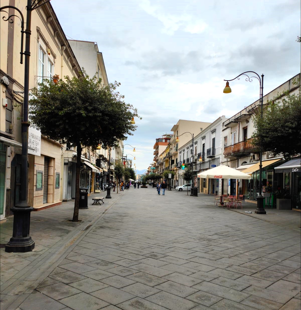 Where to shop in Pompeii: from downtown to shopping malls · See Pompeii